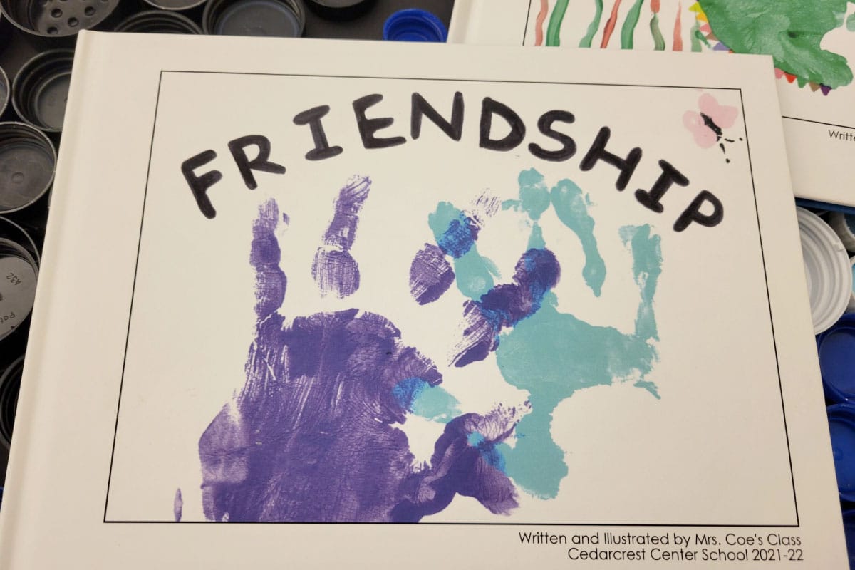 Students Create Classbooks - Cedarcrest